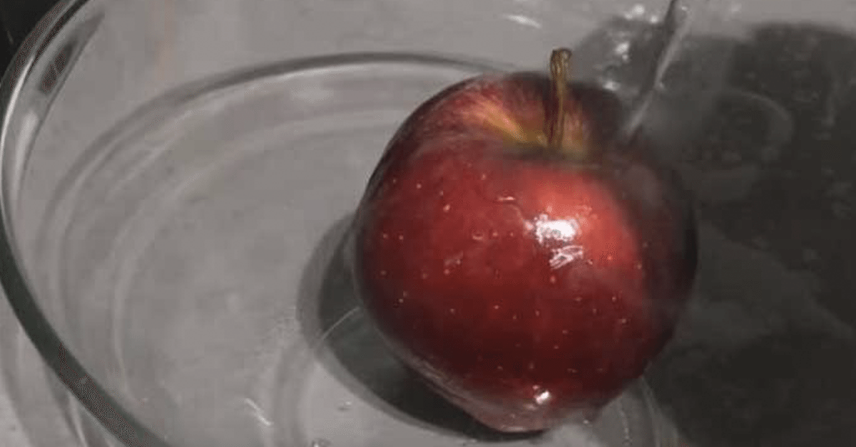 This revealing video of a man pouring hot water over an apple is ...