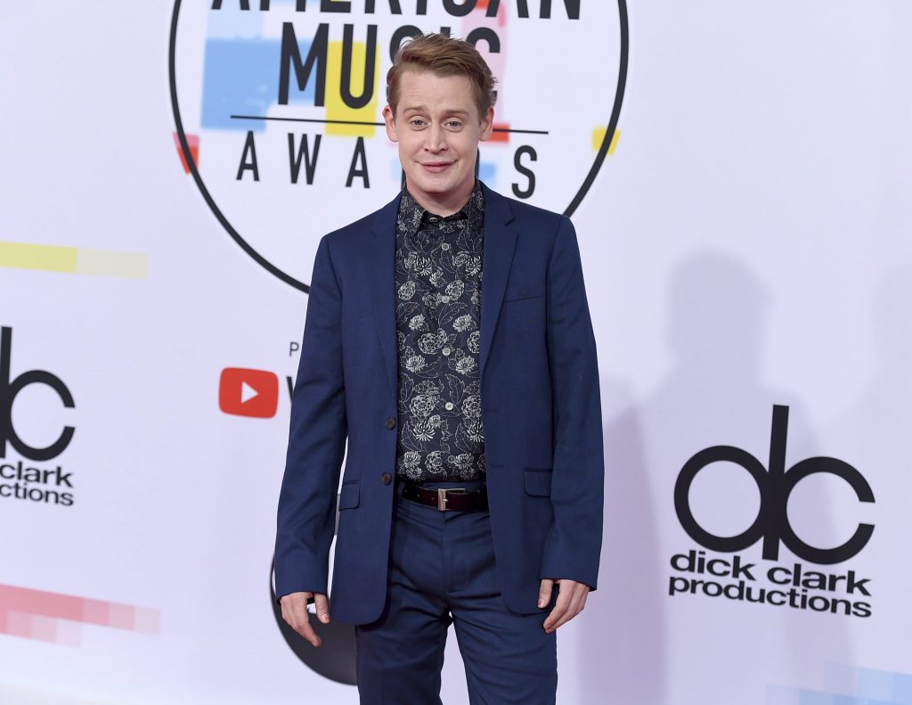 Macaulay Culkin Makes Rare Appearance And He's Looking Better Than Ever ...