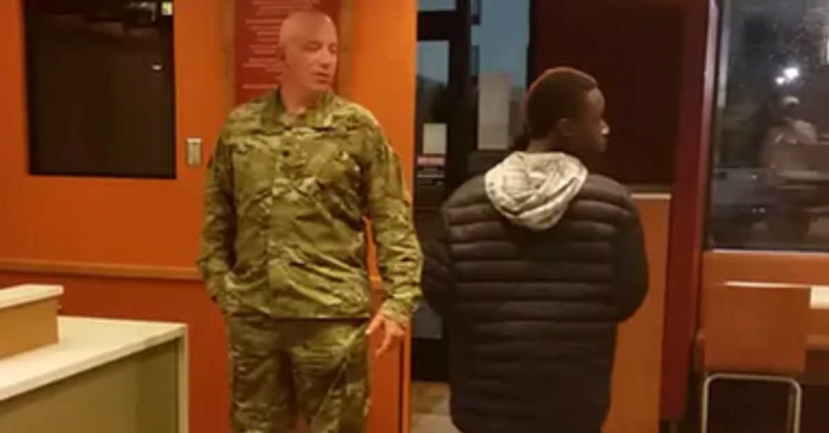 Soldier from Chicago goes viral for random act of kindness - Jesus Daily