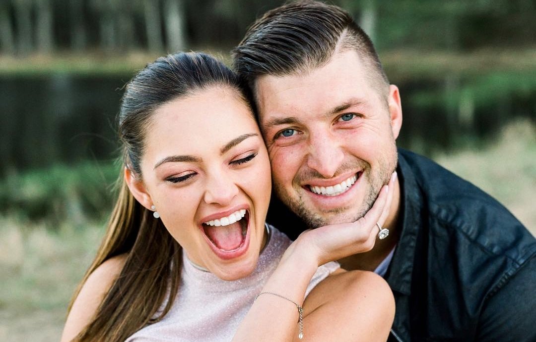 Tim Tebow and Fiancé Saving Sex for Wedding Night - Jesus Daily
