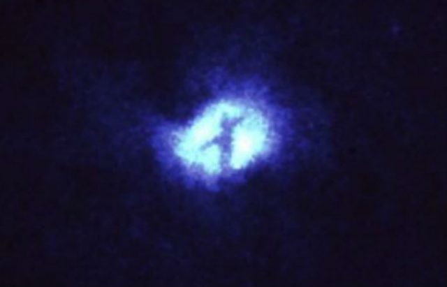 Sign From God? NASA’s Hubble Space Telescope Shows Cross in Deep Space ...